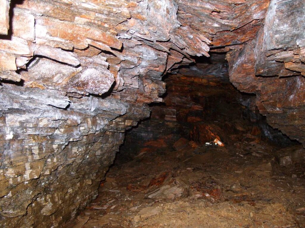 Soughs in Derbyshire mines - Derbyshire Heritage